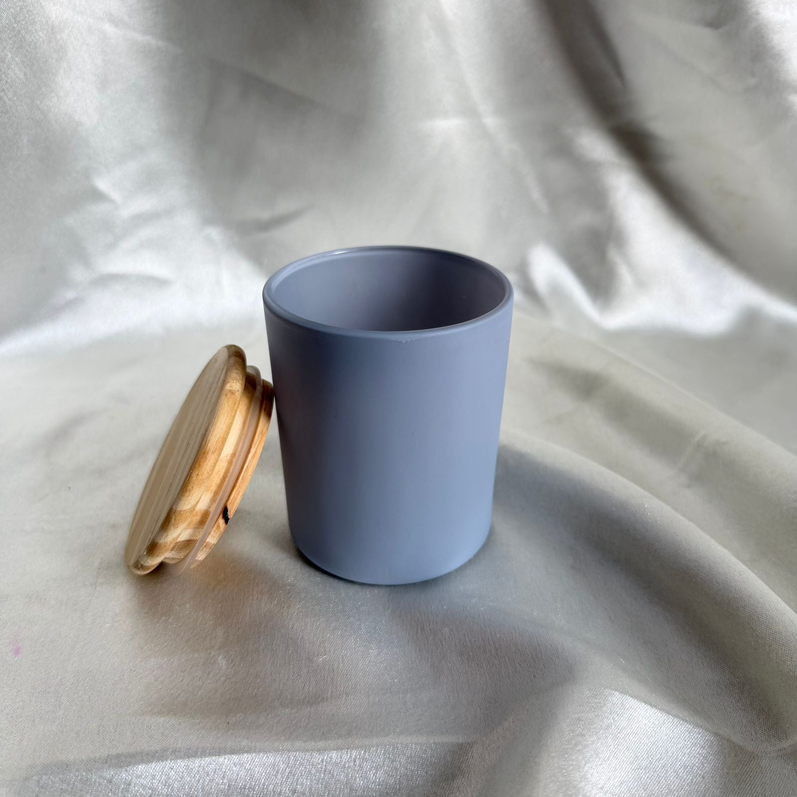 Wooden lid matte grey jar